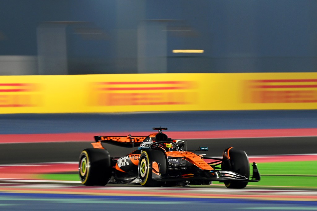Oscar Piastri wins Qatar Grand Prix sprint ahead of Norris and Verstappen